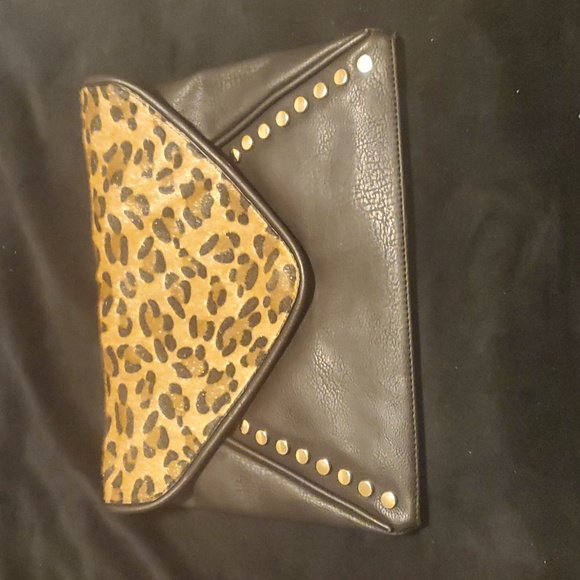 Cato | Bags | Cato Envelope Style Leather Purse Clutch Leather Animal ...